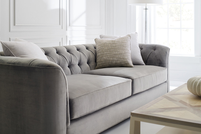 CARACOLE Sofa TUFT GUY | Designermöbel Bad Homburg