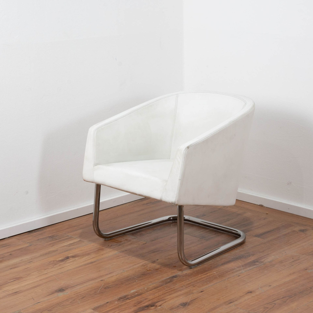 Club by Lammhults "STYLEPARK" Sessel Leder weiß | Designermöbel Griesheim