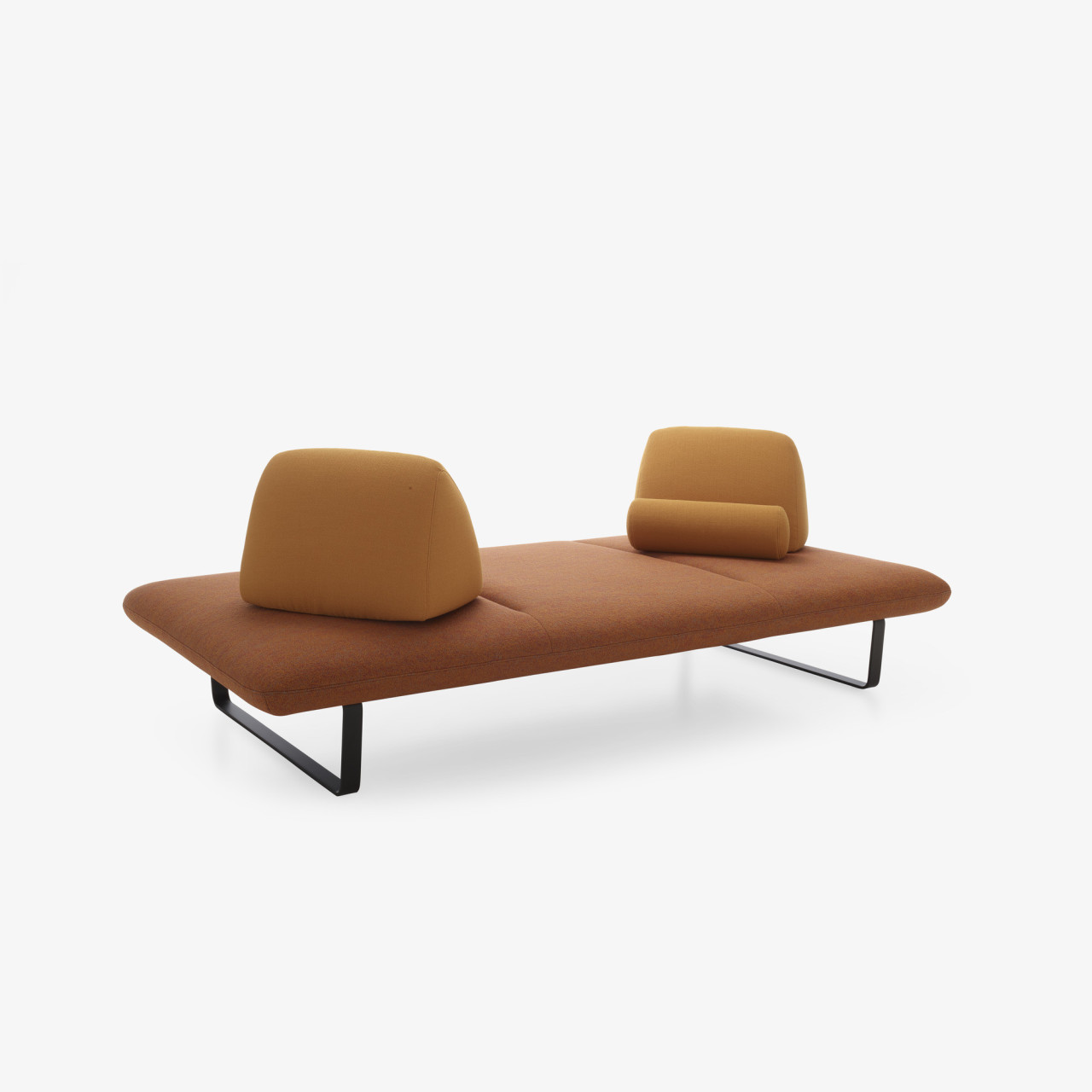 NEUHEIT 2024 ligne roset Hohenzollernstr. MURTOLI Sofa 3er Terrakotta ...